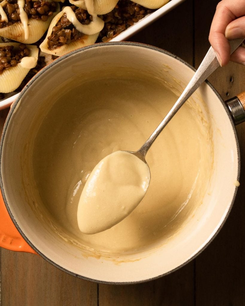 Simple Vegan Bechamel Sauce – The Vegan Larder